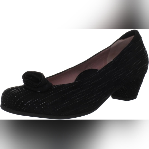 BeautiFeel | Shoes | Beautifeel Dona Pump Black Trateggio Suede Sz 42 ...